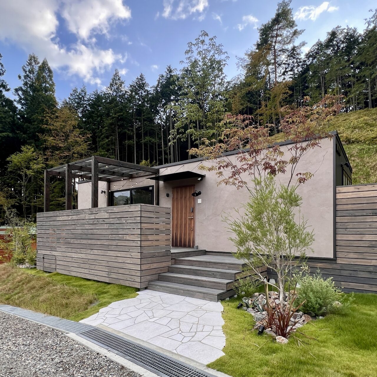 中津川市｜TRAILER HOTEL TID.「1日2組限定！トレーラーハウスの一棟貸切宿」 | Gifugram｜岐阜県のグルメ 観光 お出かけ 暮らし