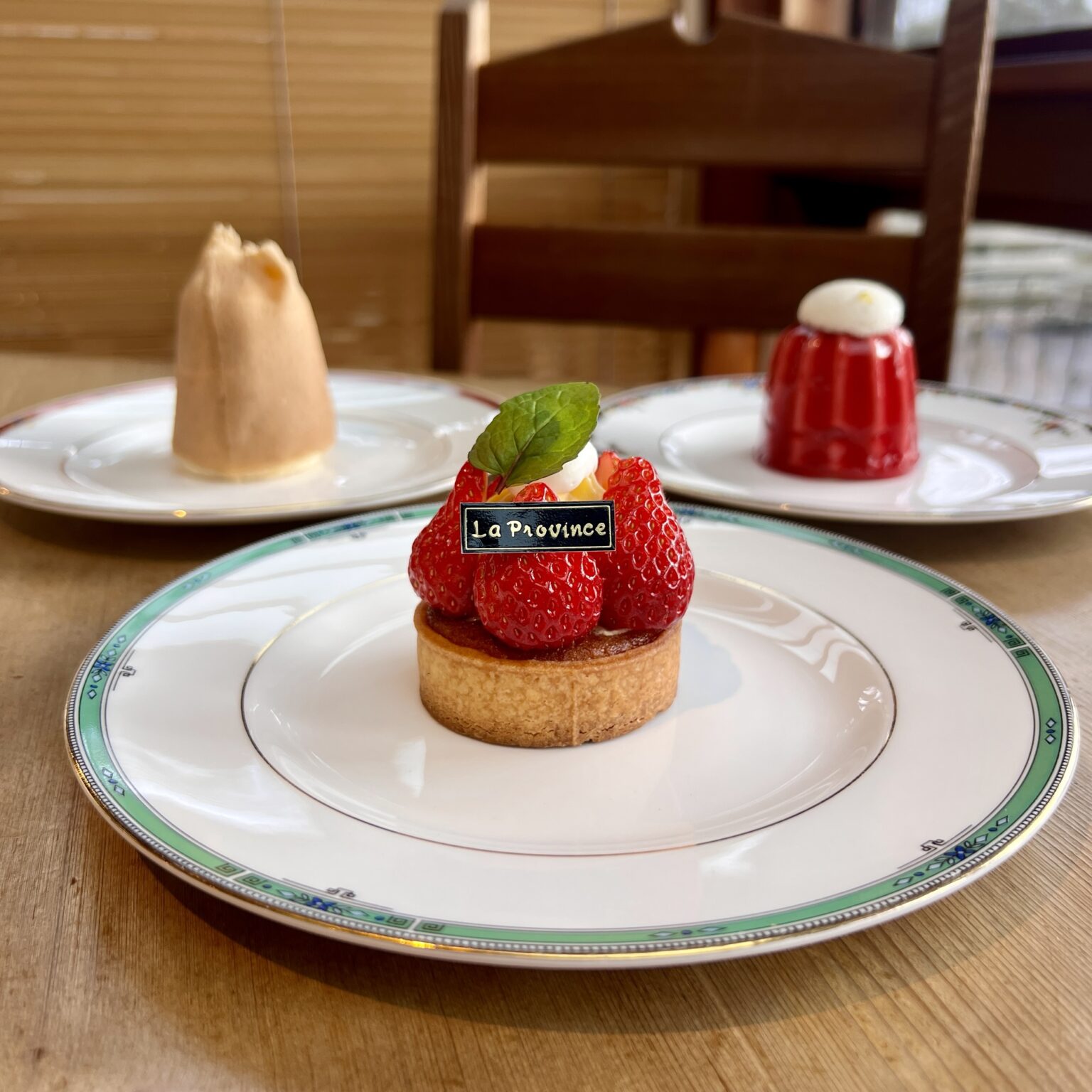 御嵩町｜ラ・プロヴァンス「絶景カフェの人気ケーキとハーブティ」 | Gifugram｜岐阜県のグルメ 観光 お出かけ 暮らし